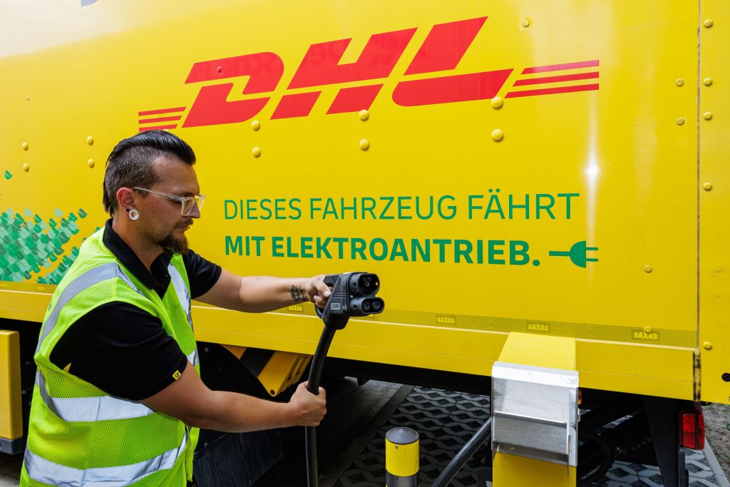 DHL Group to accelerate sustainable growth with new Strategy 2030 ...